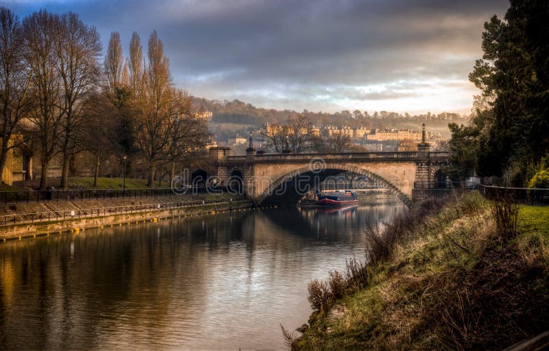 River Avon and North Parade Bridge in Bath Stock Photo - Image of ...