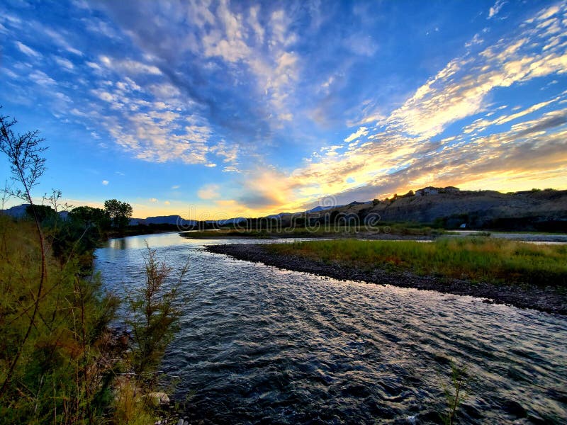 River Bend Colorado Ocean Side Stock Photo - Image of reservoir, dawn ...