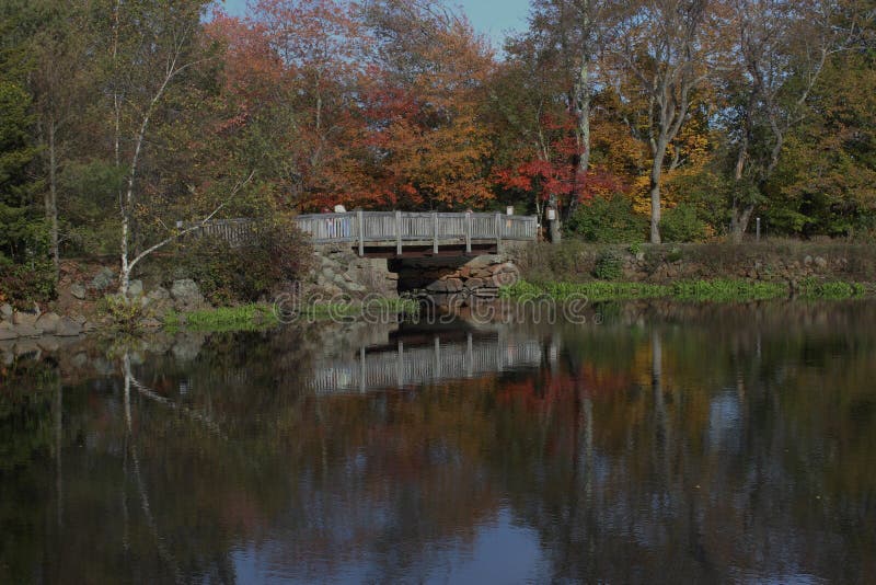 River Bend Farm Bridge stock image. Image of autumn, riverbend - 78847691