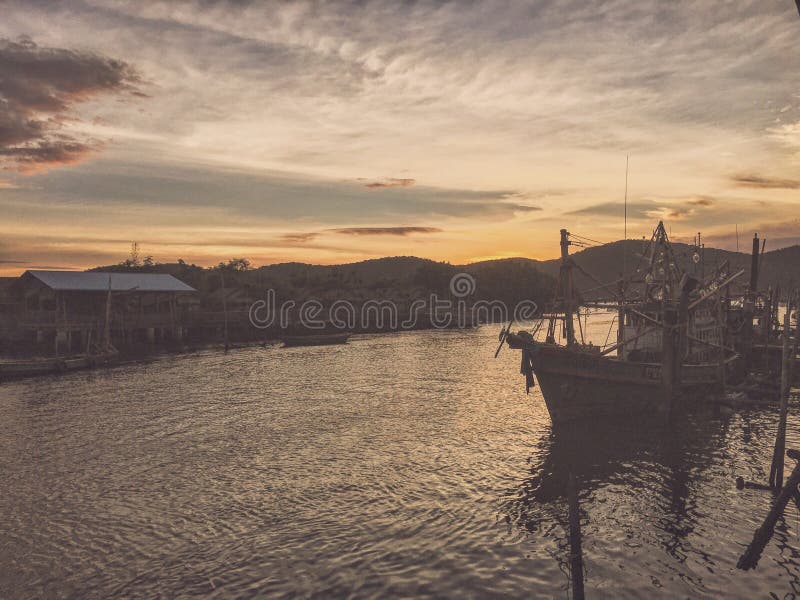 River boat sea time editorial photography. Image of river - 131805572