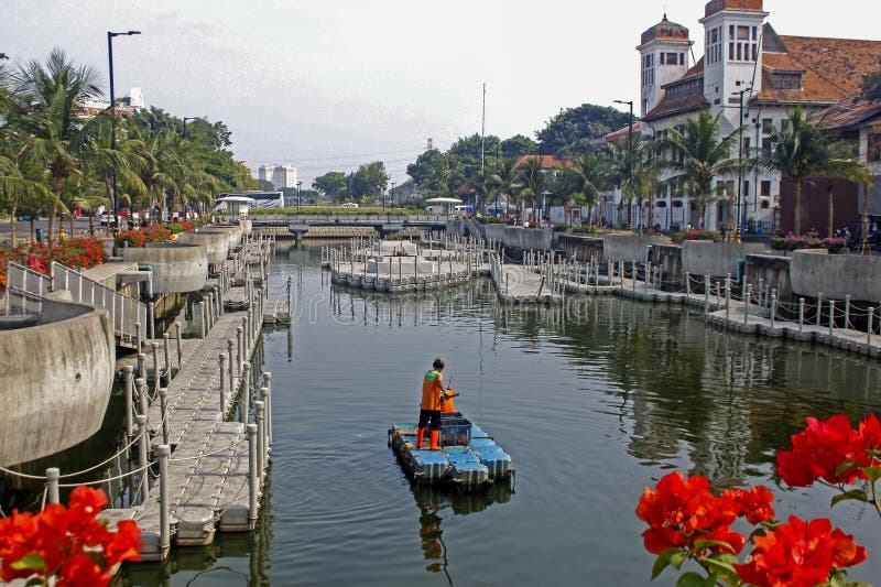 River cleaning boat editorial stock photo. Image of clear - 291372428
