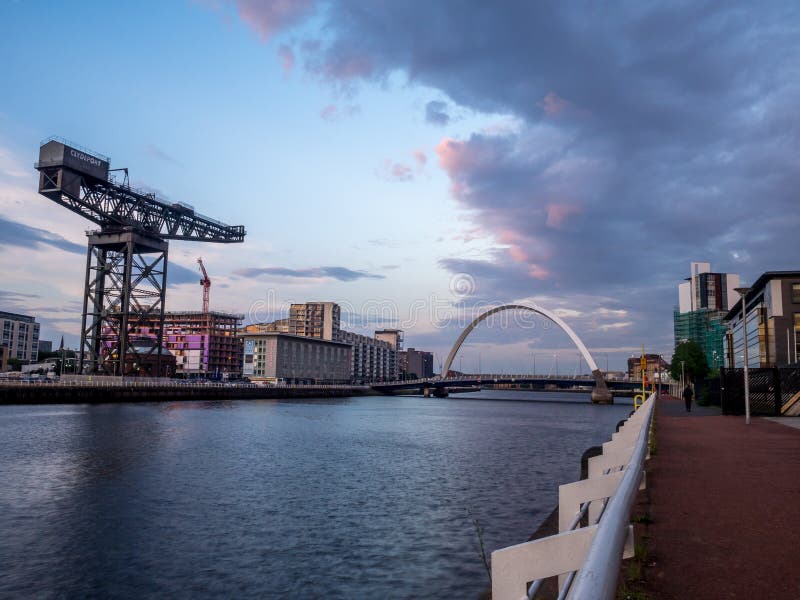 River Clyde panoramic editorial stock photo. Image of cantilever - 98250023
