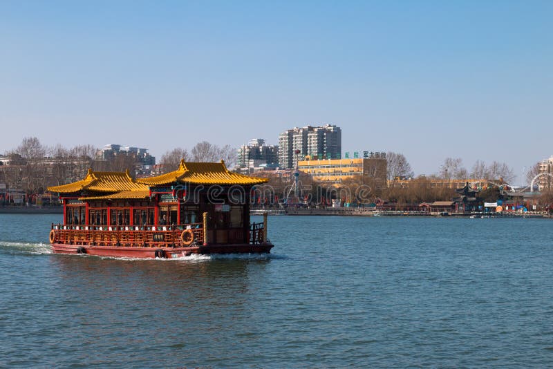 River of Daming Lake editorial photo. Image of booth - 50069221