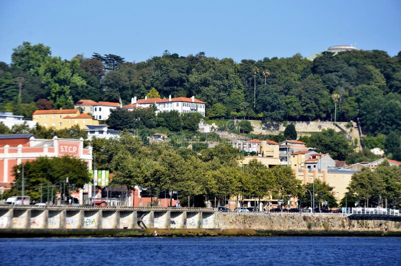 River Douro and the Historic City of Porto Editorial Stock Photo ...