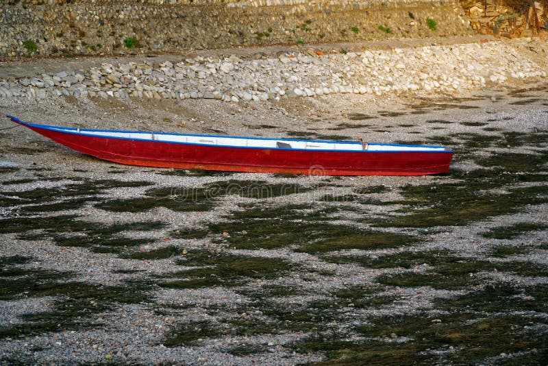 River Drought, Red Boat without Water Due Global Warming Stock Photo ...
