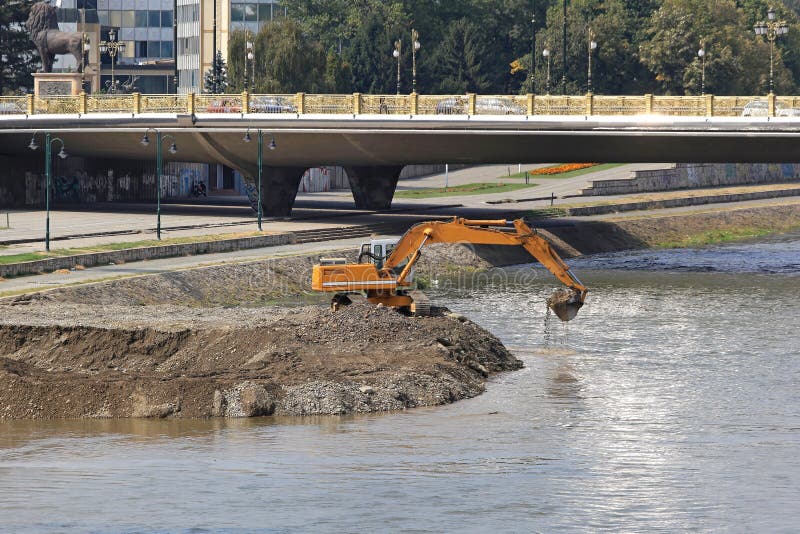 Excavator Machine Digging Levee River Embankment Stock Photos - Free ...