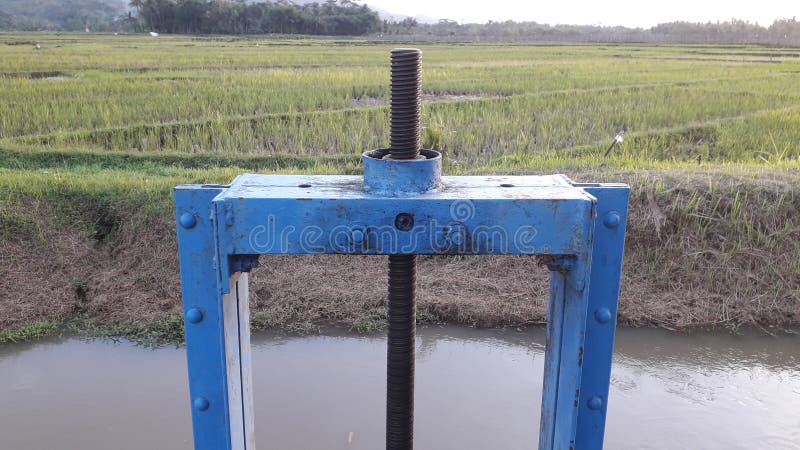 River flow regulator stock photo. Image of iron, pengatur - 257428008