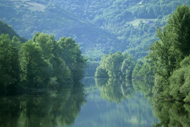 The River Lot Midi Pyrenees France Stock Image - Image of france ...