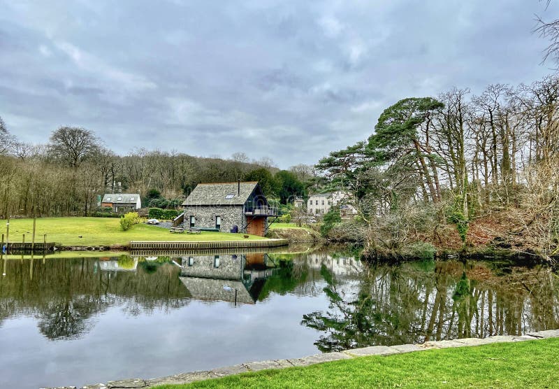 Newby Bridge River editorial image. Image of newby, river - 269111735