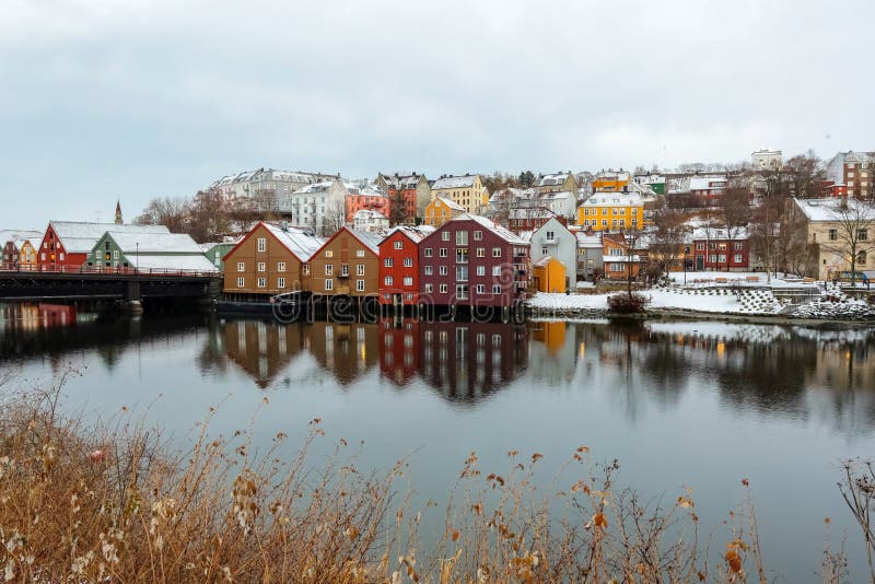 River Nidelva in Trondheim, Norway Stock Image - Image of winter, park ...