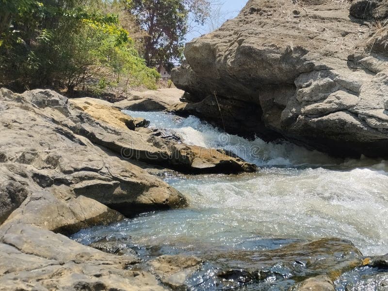 River Rock Lava Bantal stock image. Image of stone, creek - 290513079