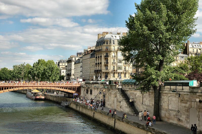 River Seine editorial stock photo. Image of iron, entertainment - 186903