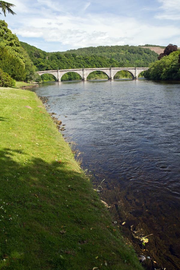Staverton Bridge River Dart Dartington , Devon Stock Image - Image of ...
