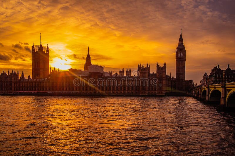River Thames Against the Sunset Stock Photo - Image of thames, suns ...