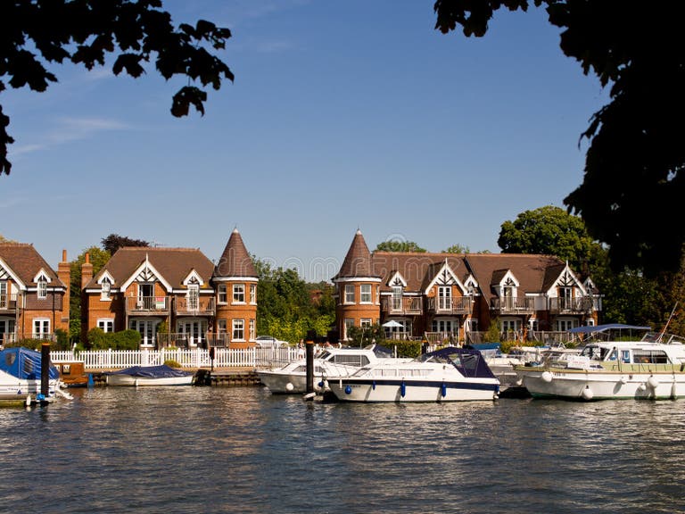 River Thames, Cookham, England Editorial Stock Image - Image of boats ...