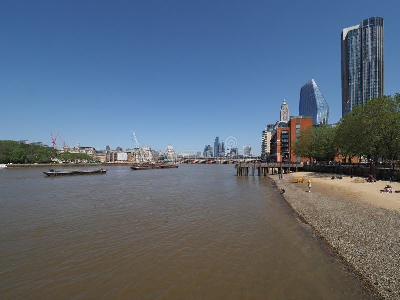 River Thames in London editorial photography. Image of water - 260602927