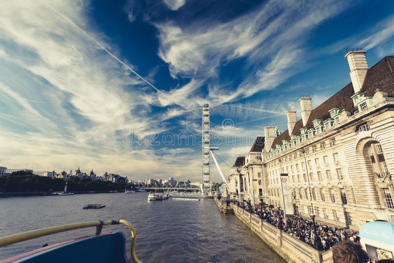 River Thames editorial photography. Image of canal, european - 32378967
