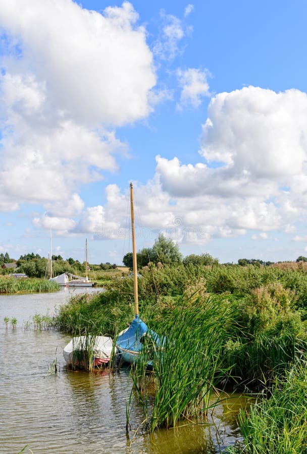 The River Thurne in Norfolk Stock Photo - Image of broads, sail: 59666674