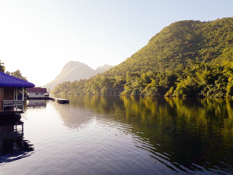 River Views, Beautiful Mountains, Bright Sunlight. Stock Photo - Image ...