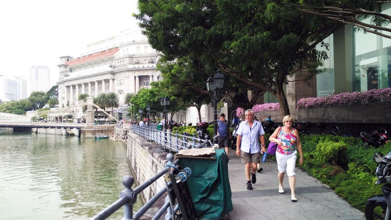 River walk in Singapore editorial photography. Image of commercial ...