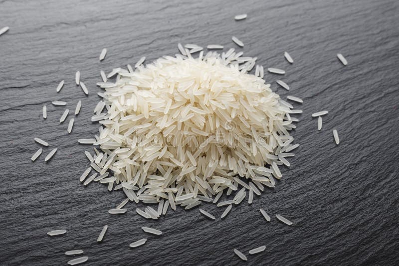 Tas de riz basmati cru image stock. Image du organique - 57299385