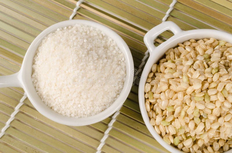 Riz et semoule de riz image stock. Image du organique - 88537763