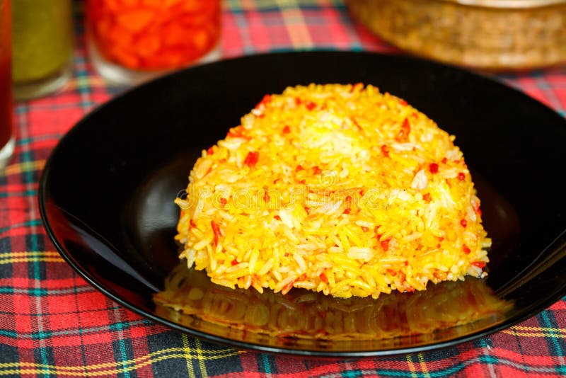 Riz Jaune Avec Le Safran Cuisine Indienne Photo stock - Image du normal ...