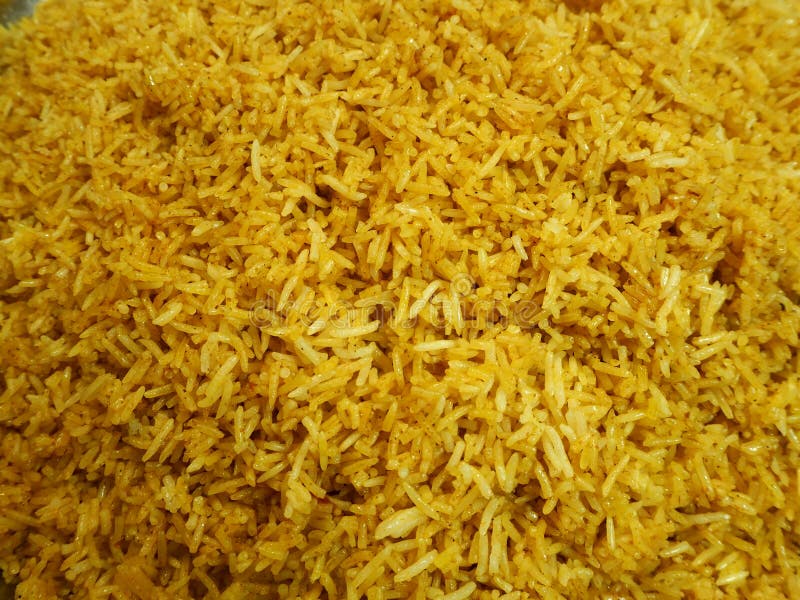 Riz jaune image stock. Image du ingrédient, isolement - 12897521