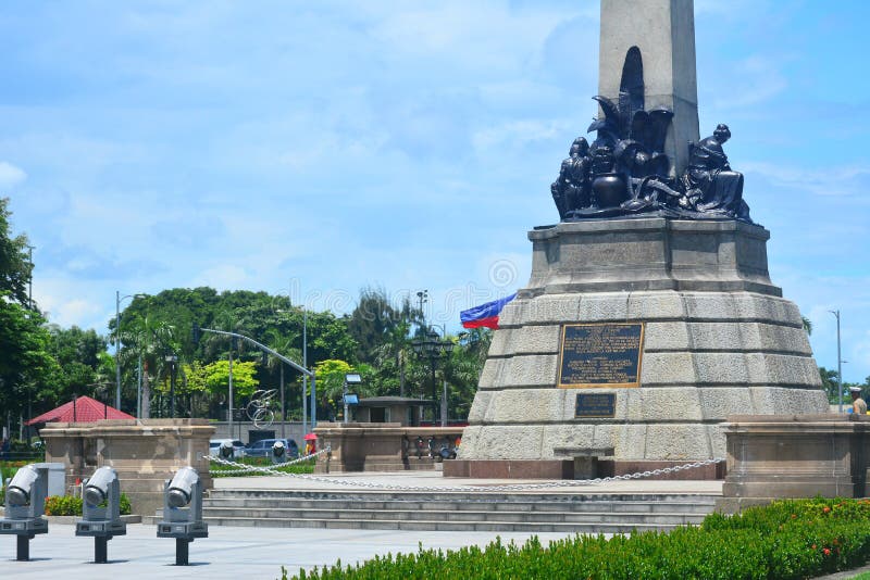 Rizal Park Statue in Manila, Philippines Editorial Photography - Image ...