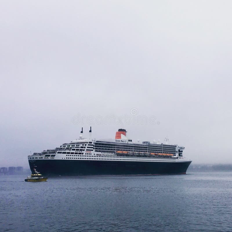 RMS Queen Mary 2 in Halifax Editorial Image - Image of atlantic, nova ...