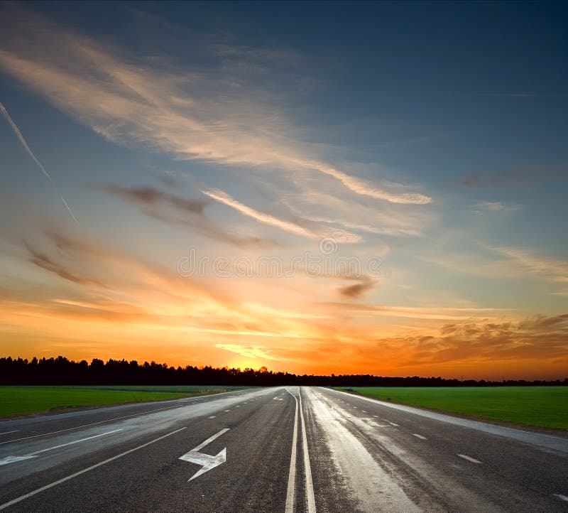 Side View of Empty Asphalt Road and Lake Stock Image - Image of leisure ...