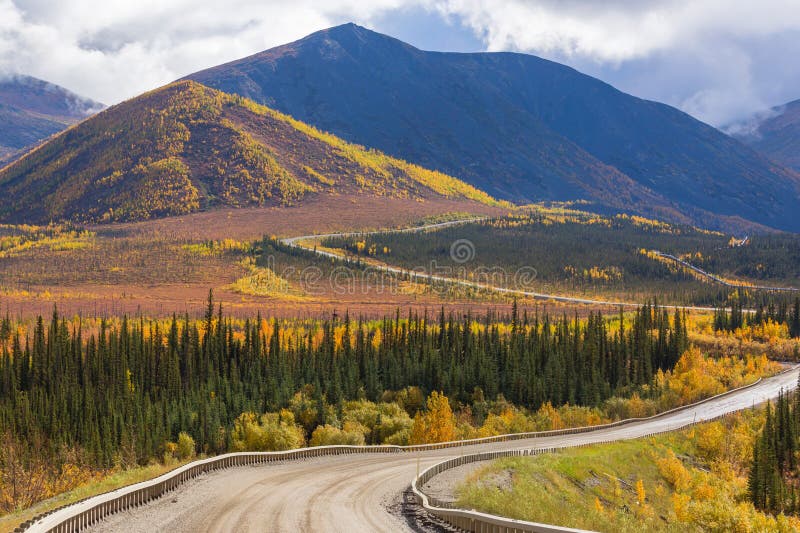 Road in Alaska stock image. Image of horizon, north - 270480751