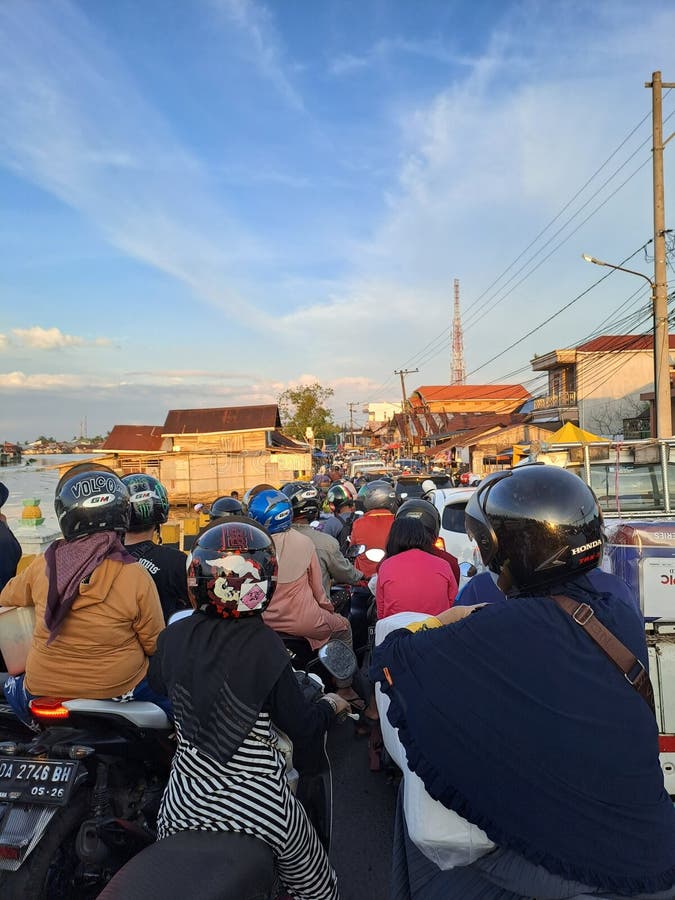 Road Congestion in the Capital, Lulut River Editorial Photo - Image of ...
