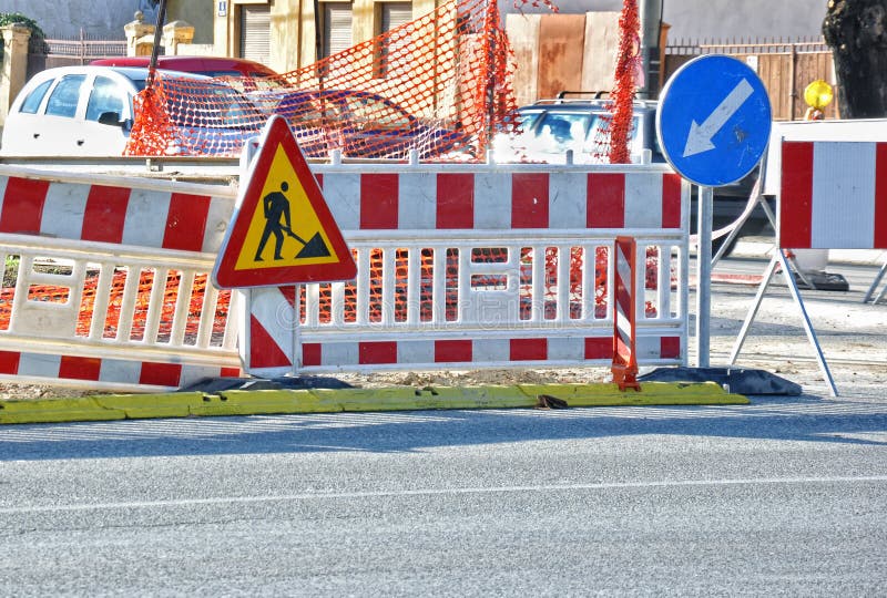 Traffic reroute signs stock image. Image of sign, blue - 14822777