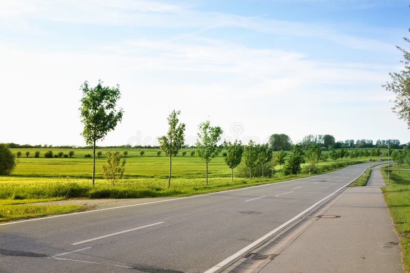 Road in countryside stock image. Image of verge, scenic - 14735919