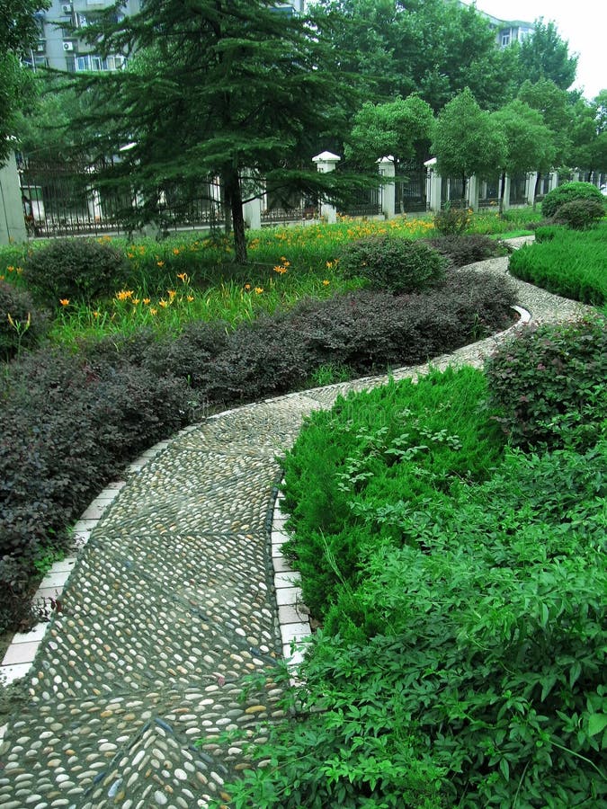 Stone path stock image. Image of path, tree, circle, leaf - 4826831