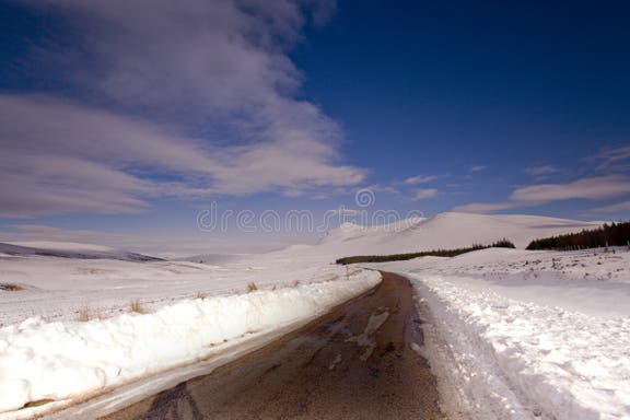 Road into isolation stock image. Image of snow, road - 14621473