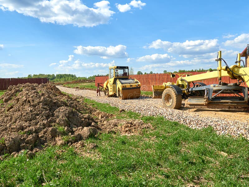 Road Machine To Level Ground Stock Image - Image of scraper, vehicle ...
