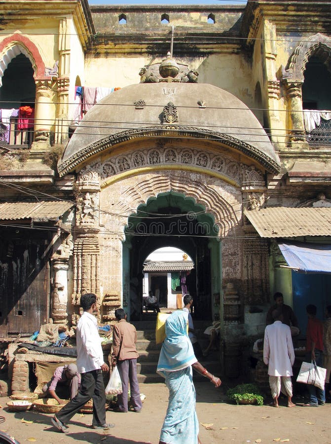 Road and Old Building in Puri Editorial Stock Photo - Image of road ...