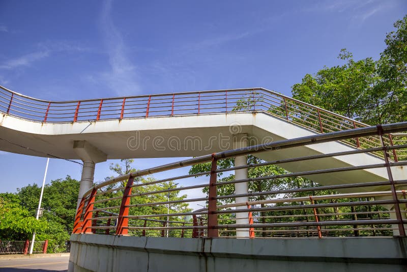 Road Overpass Picture. Image: 34014927