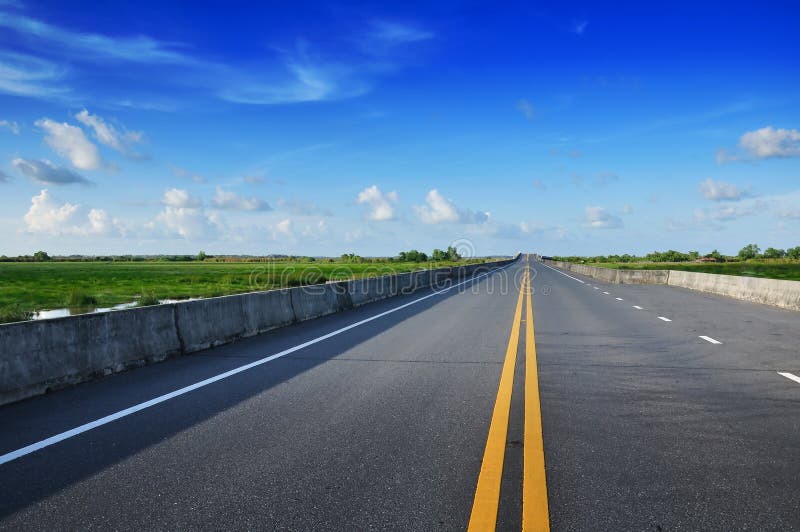 Road with Painted Double Yellow Line Stock Photo - Image of outdoor ...