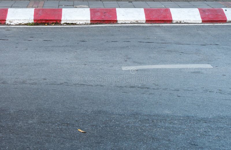Road with Red and White Curb Stock Image - Image of driveway, outdoor ...