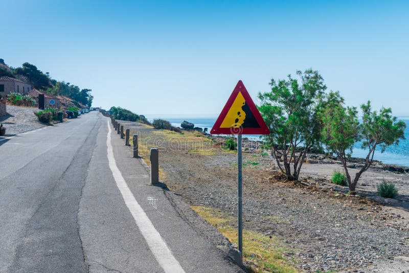 Road Sign Falling Stones. Traffic Sign Caution Possible Falling Stock ...