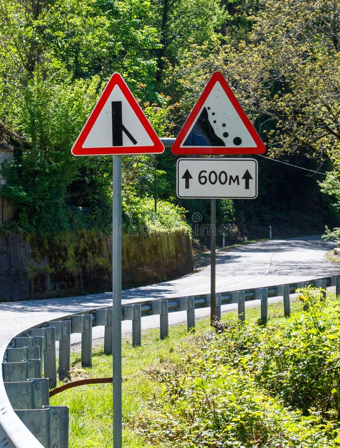 2,322 Arrow Pointing Left Road Stock Photos - Free & Royalty-Free Stock ...