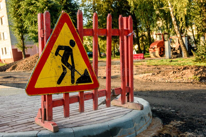 Road Signs. Caution Symbol Under Construction, Work in Progress Sign ...