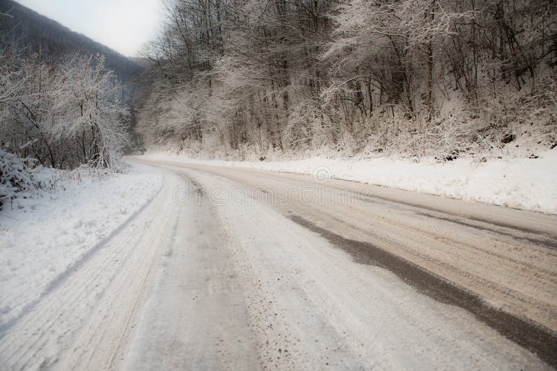 Road with snow stock photo. Image of mountain, freeze - 182158374