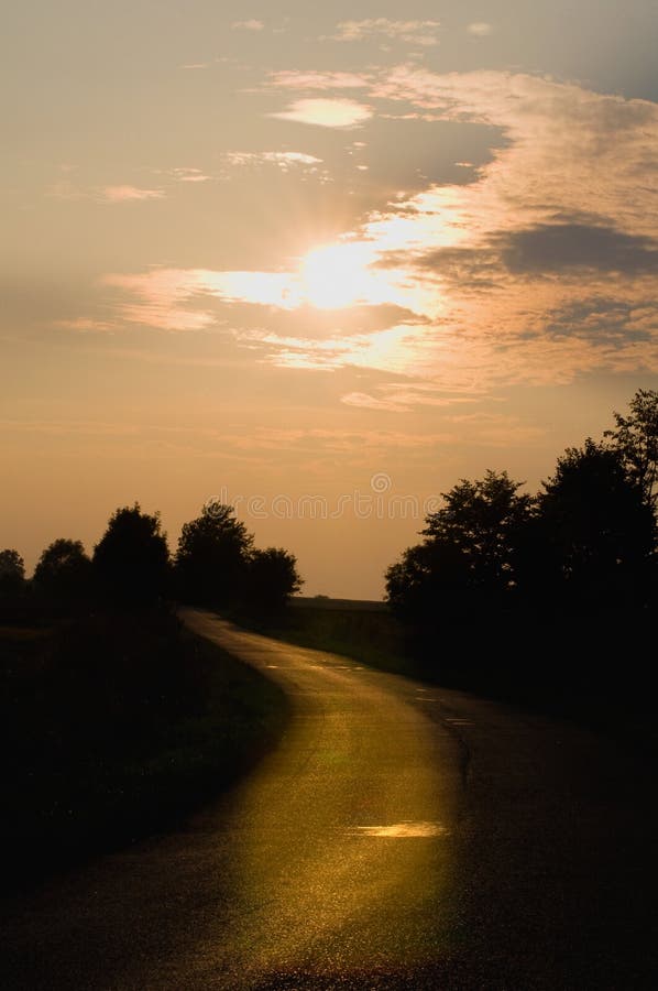 The road into the sunset stock image. Image of beauty - 26632245