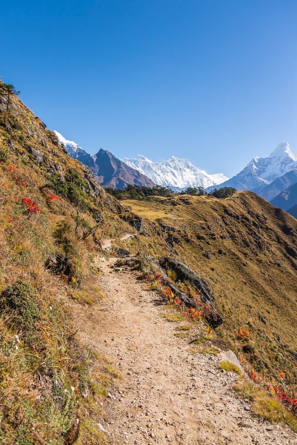 Road to Everest stock image. Image of everest, camp, road - 65727379