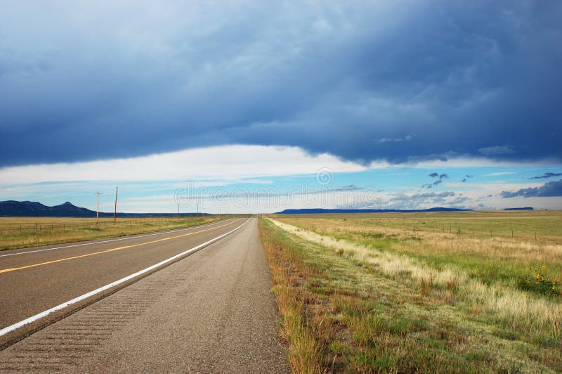 Road To Horizon with Perspective Vanishing Point Stock Image - Image of ...