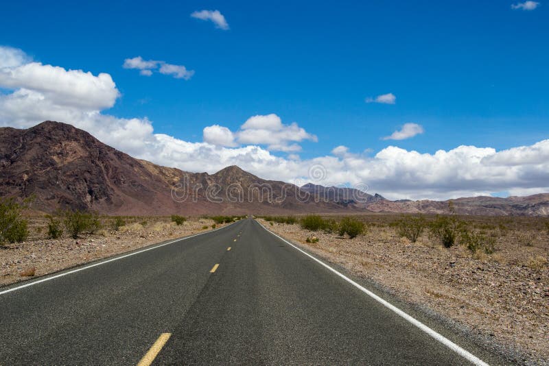 Desolate Road Stock Photos - Download 9,770 Royalty Free Photos